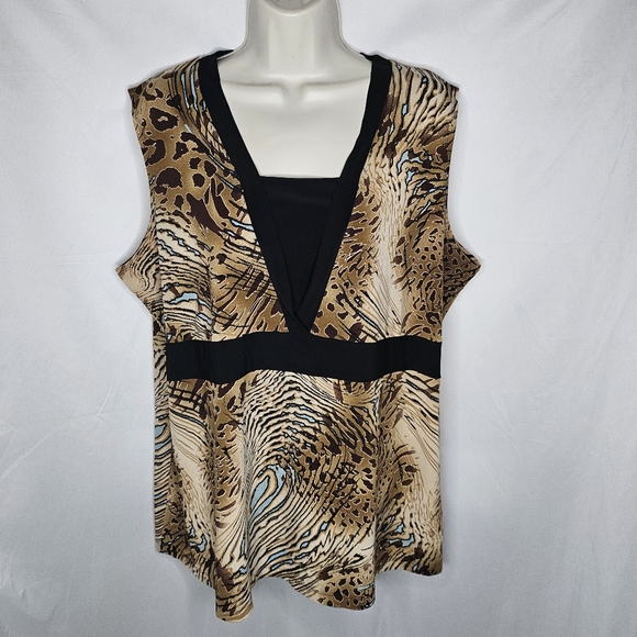 Susan Lawrence | Tops | Susan Lawrence Woman Animal Print Stretch V ...